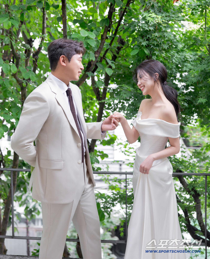 The first promising candidate, who enjoyed his debut SV, is now joining ...