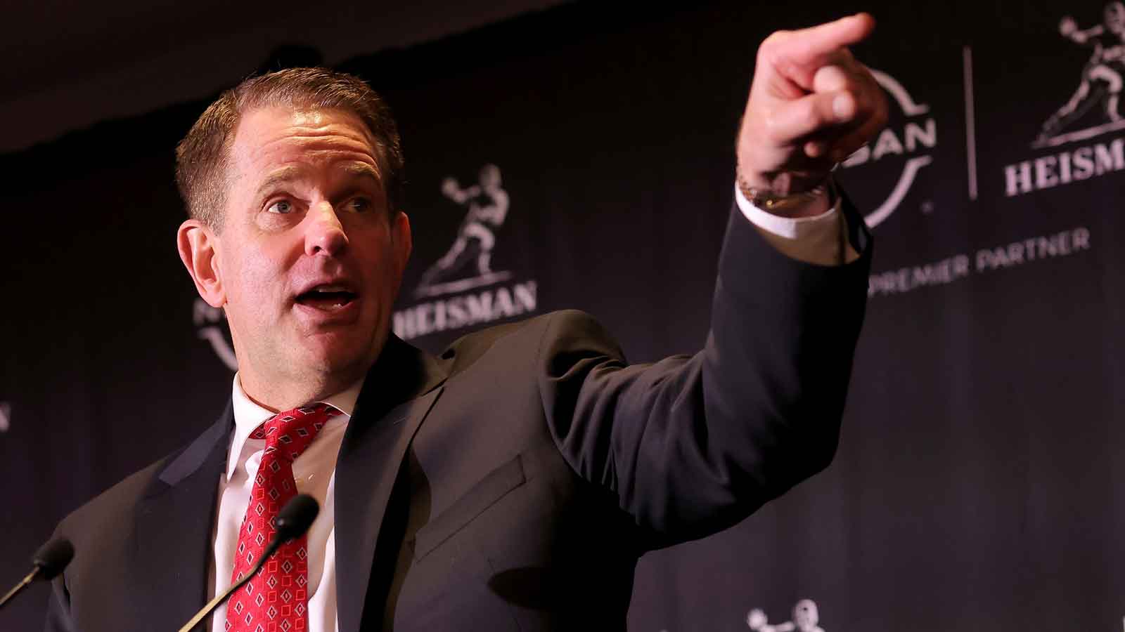 Indiana football’s Curt Cignetti not revealing how Hoosiers will ...