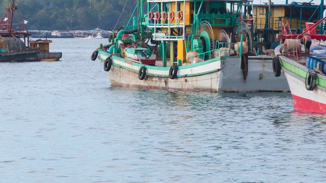 Experts issue warning about hidden hazard lurking in world's oceans ...