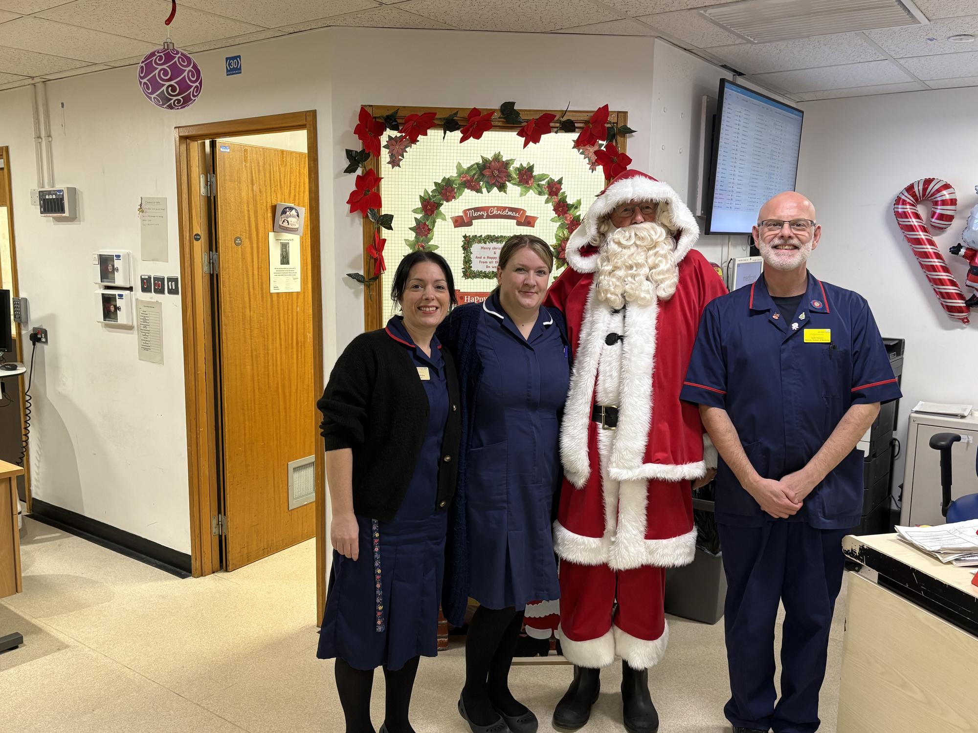 Santa spreads Christmas cheer amongst patients and staff at Dewsbury ...