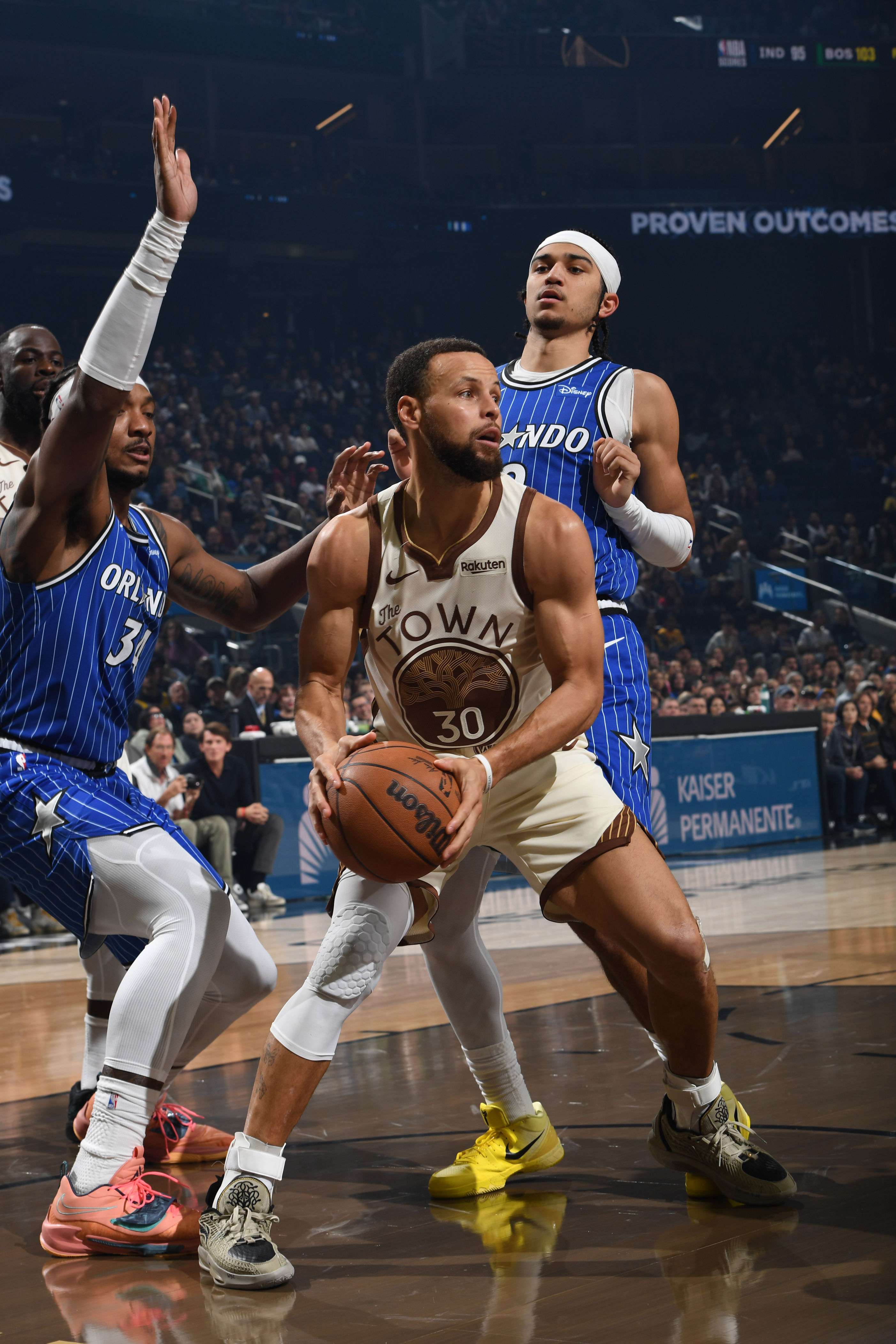 Final score: Warriors surge past Magic 120-97 behind Curry’s 26 points