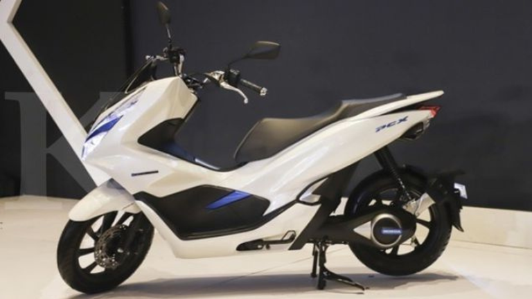 AHM resmi luncurkan Honda PCX Electric: Era baru berkendara senyap ...