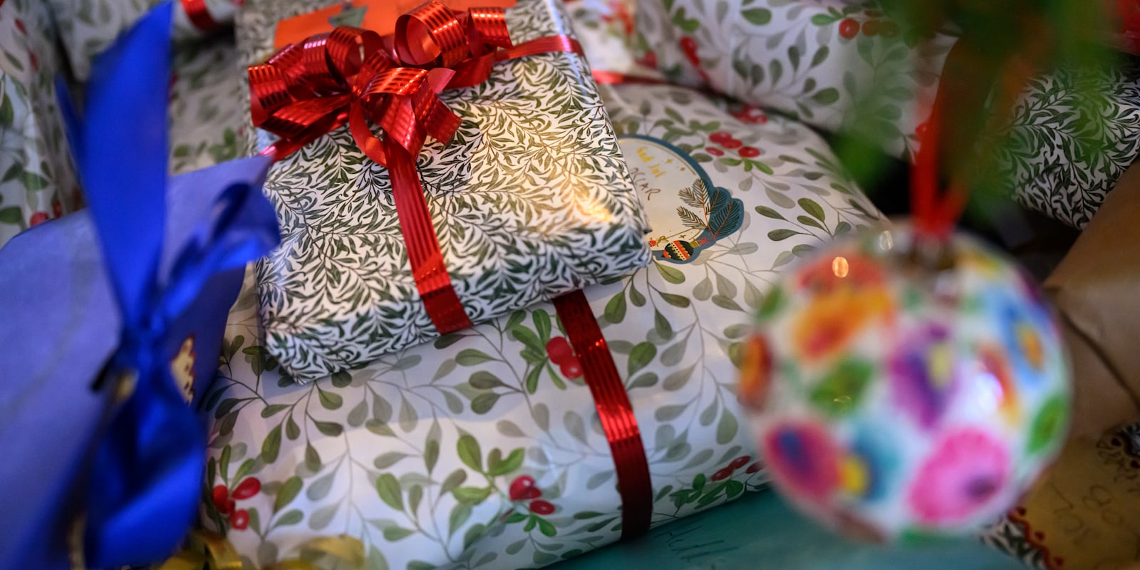 Väska med stulna julklappar hittad i Västerås