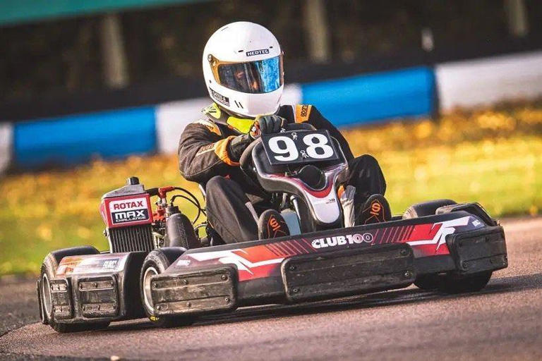 16-year-old racing driver runs 100km to make his dream come true