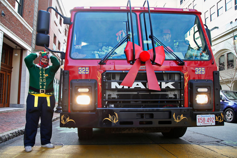 Holiday tree disposal, trash delays in New Bedford and Fall River area