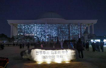 For first time ever, poll data suggests Koreans prioritize democracy ...