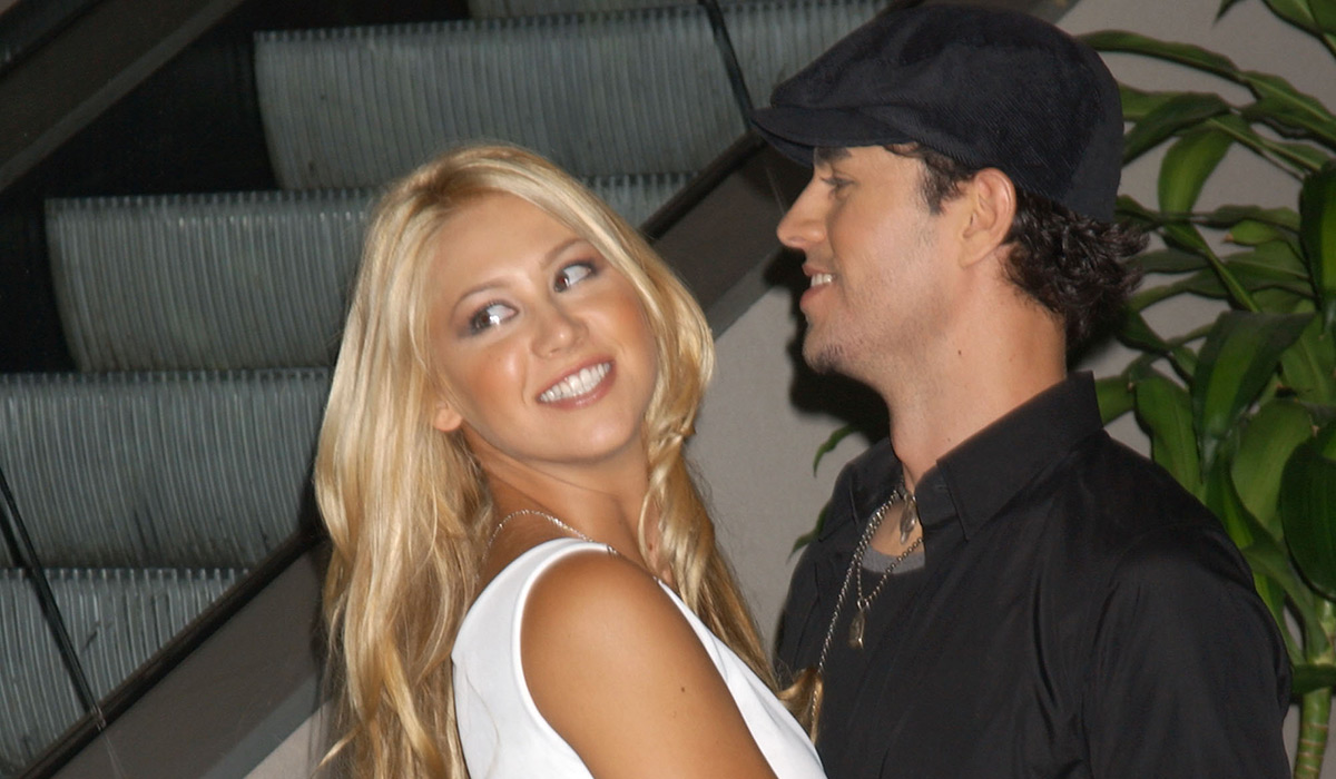 Anna Kournikova and Enrique Iglesias 'floating on air' as family grows