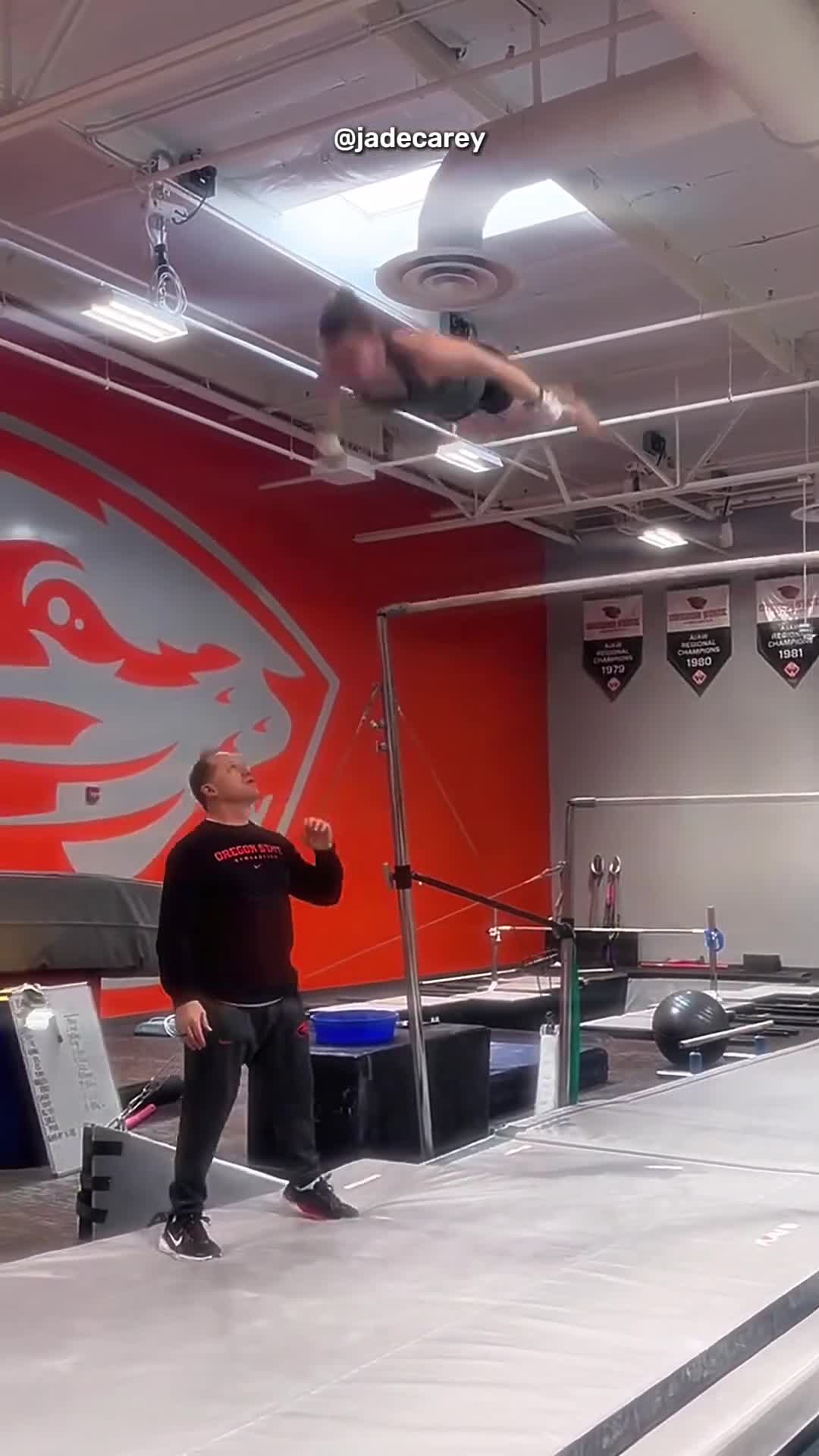 Jade Carey looking good 🧡