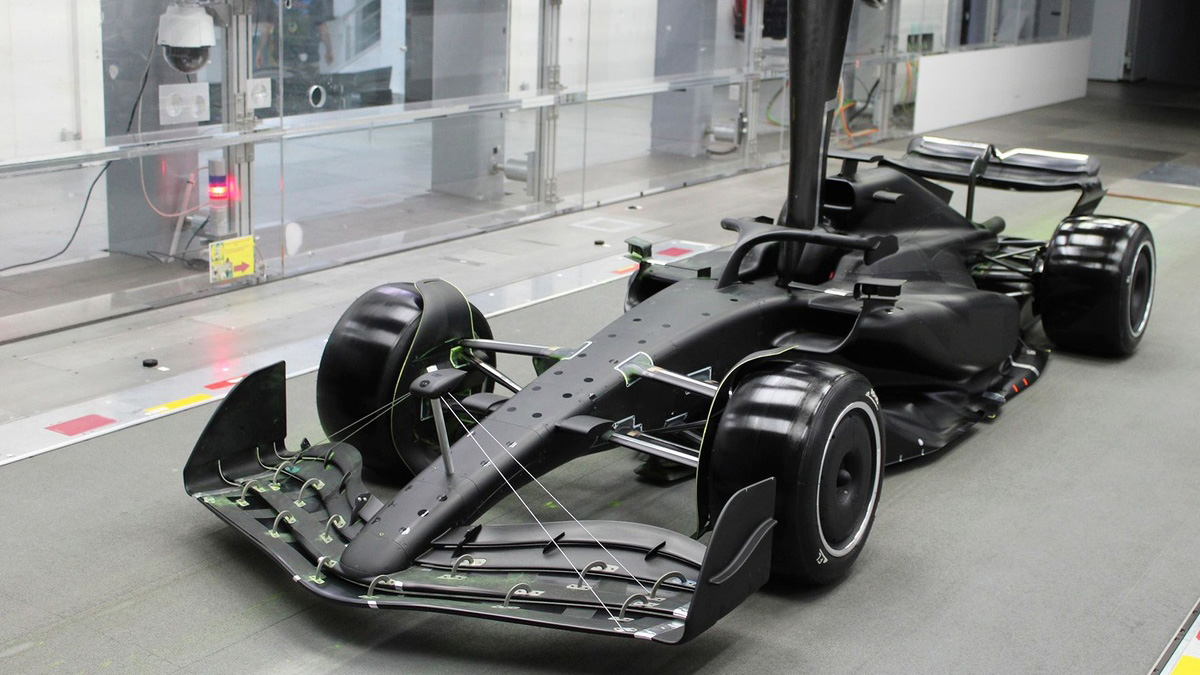 How does a Formula 1 wind tunnel work?