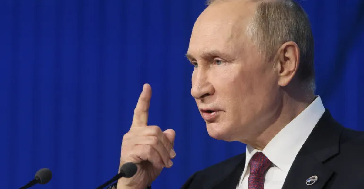 3 tons of explosives seal Russian defeat—Ukraine destroys Kupiansk pipeline