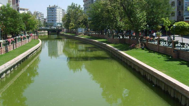 7 gündür aranıyordu; Eskişehir’deki kayıp öğretmenin cesedi Porsuk Çayı ...