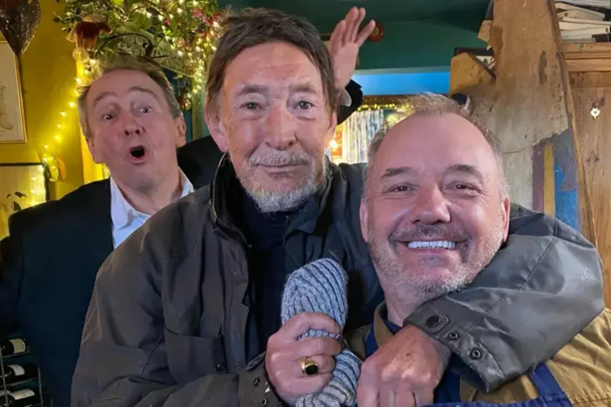 Bob Mortimer pays tribute to 'brilliant' friend Chris Rea