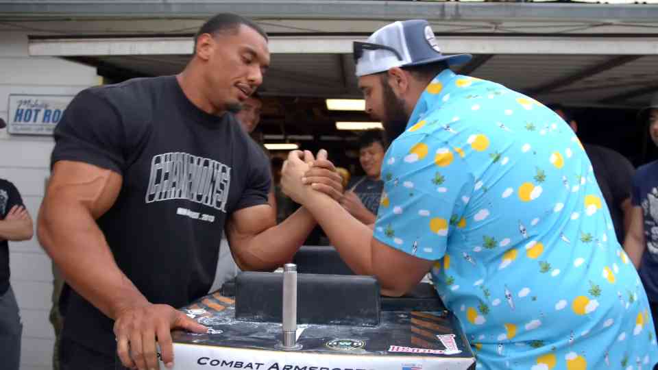 Who wins the arm wrestling battle? 600 lb bench bros face off!