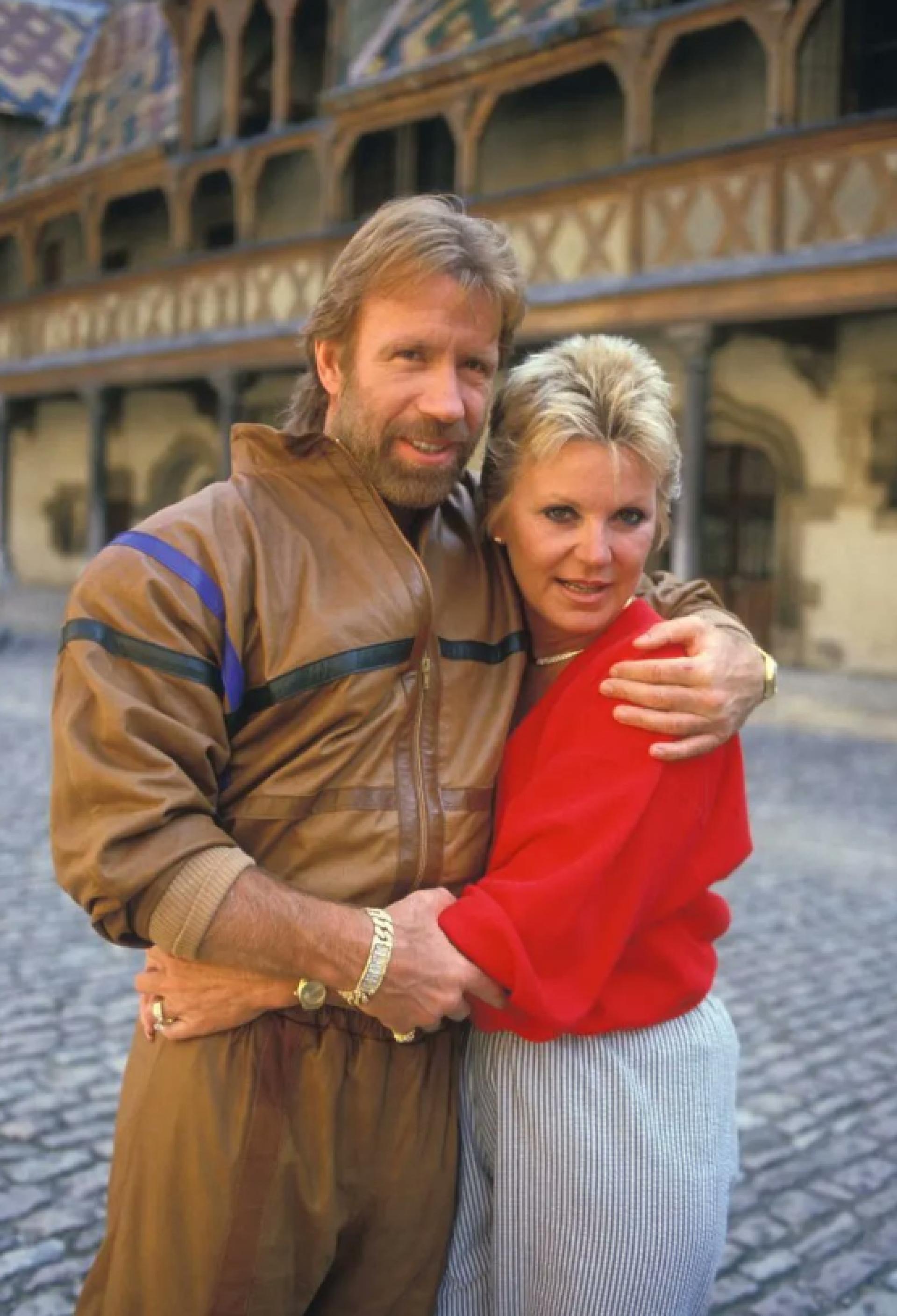 Dianne Holechek, Chuck Norris’ first wife, passes away