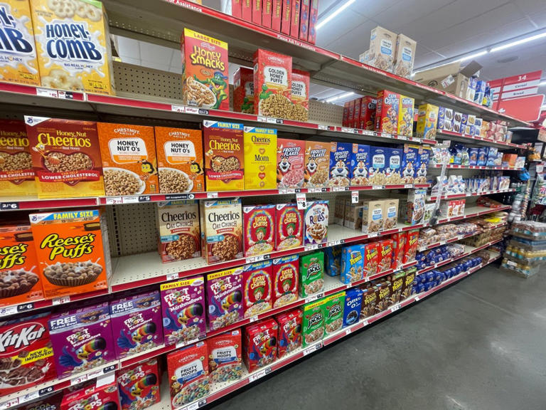 Is Family Dollar open on Christmas Day 2025?