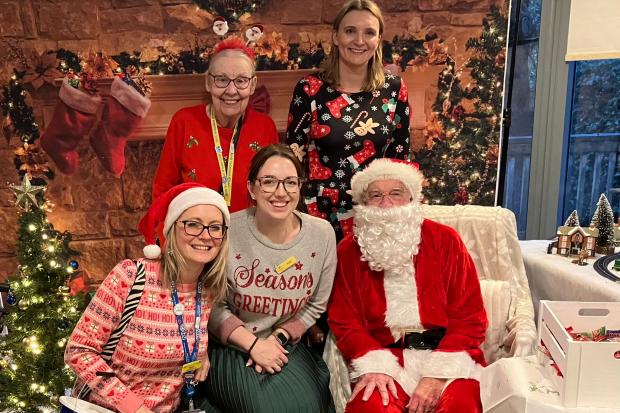 Father Christmas delighted residents with surprise visit to New Forest ...