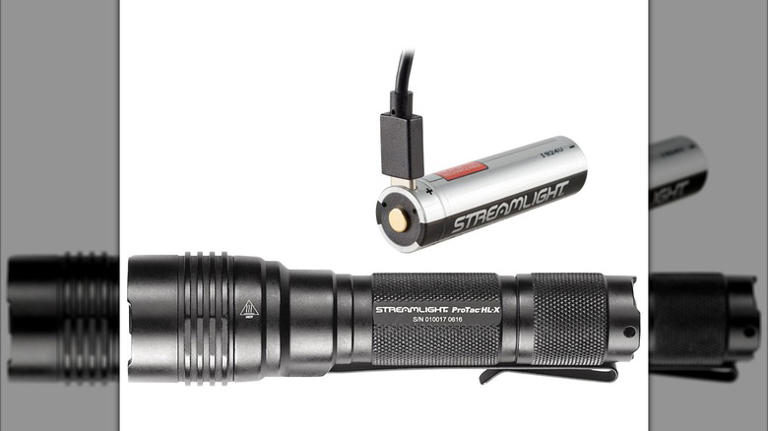 What flashlight does the FBI use?