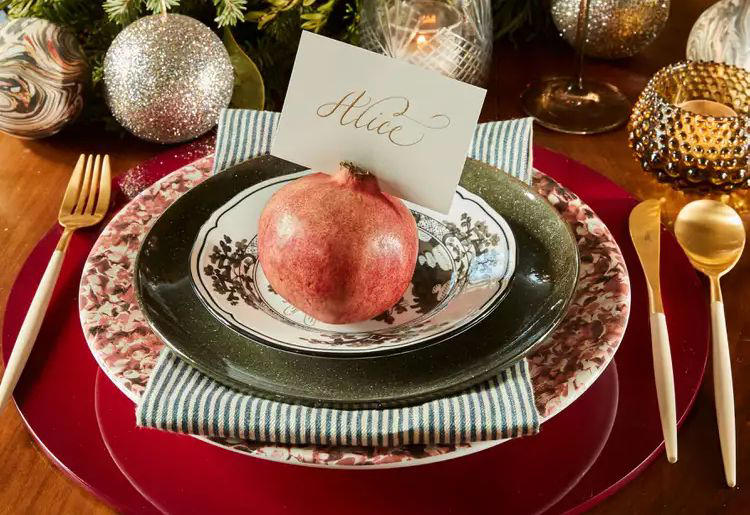 A new study says most of us won’t use our heirloom dishes—but that’s ...