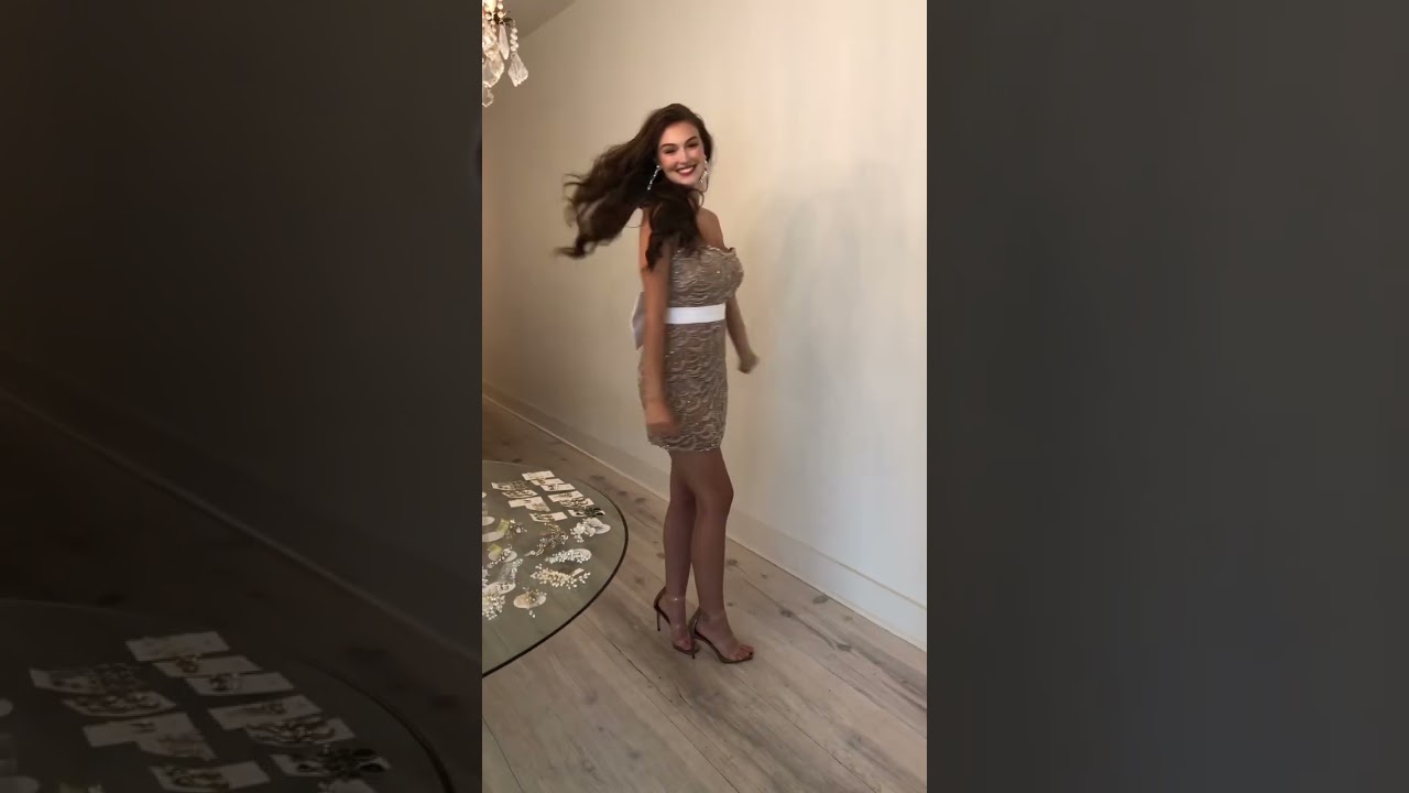 The bow steals the spotlight on the runway today