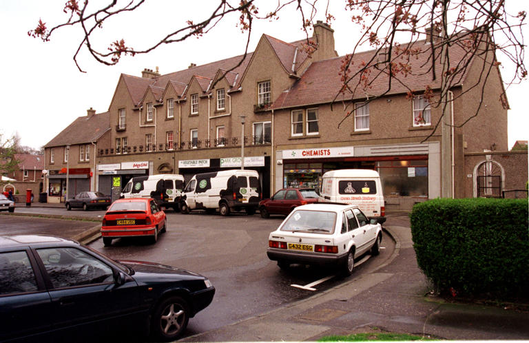 25 great Edinburgh photos of life in Clermiston over the years ...