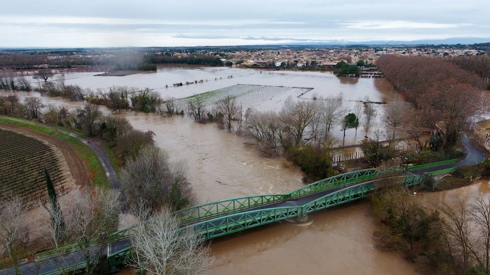 Crue de l'Hérault : vigilance rouge maintenue, inondation à Agde, le ...