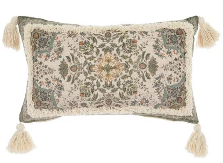 10 Hobby Lobby throw pillows that look way more expensive than they are
