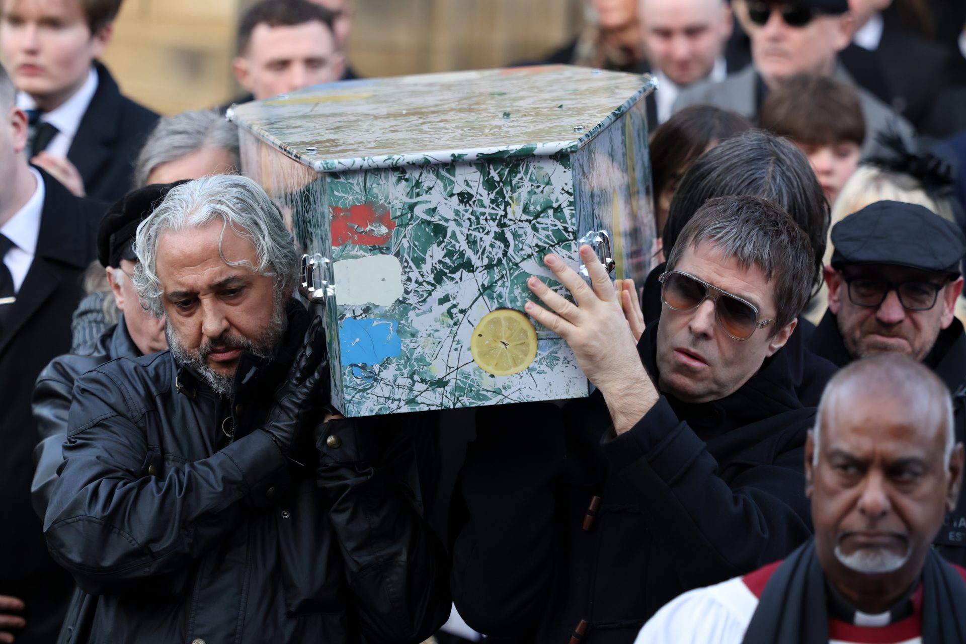 Beckham, Liam Gallagher and other stars at Gary 'Mani' Mounfield’s funeral