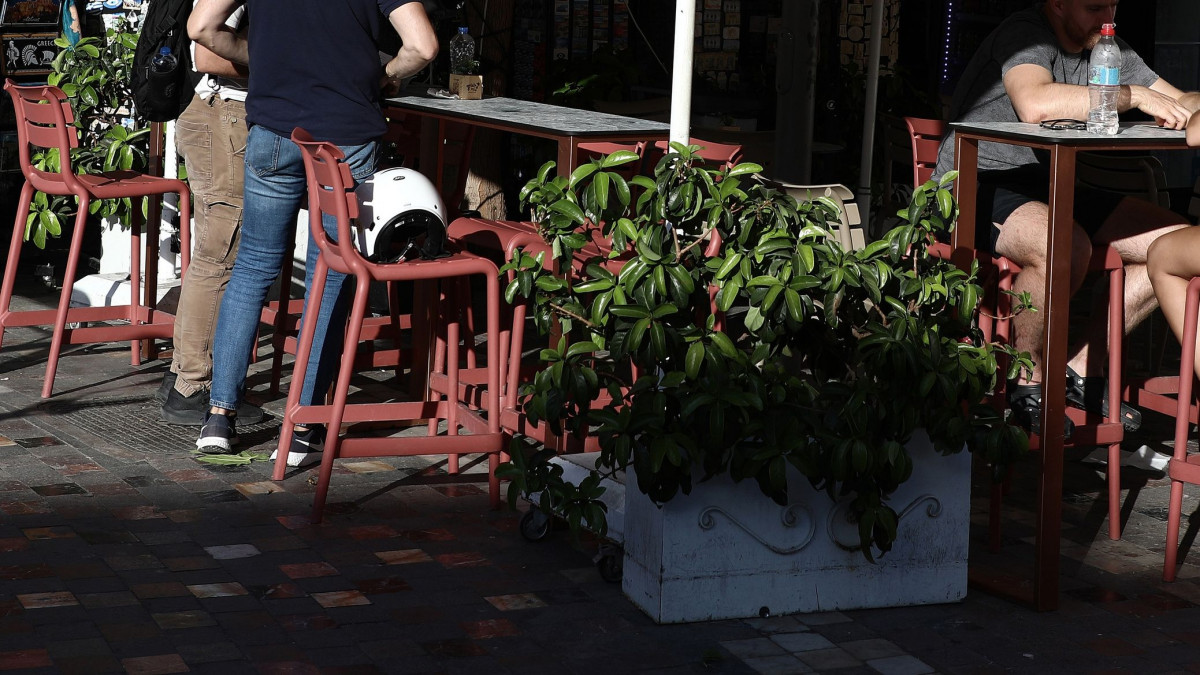 Δήμος Αθηναίων: Πρόστιμα άνω των 19.000 σε καταστήματα για κάπνισμα και ...