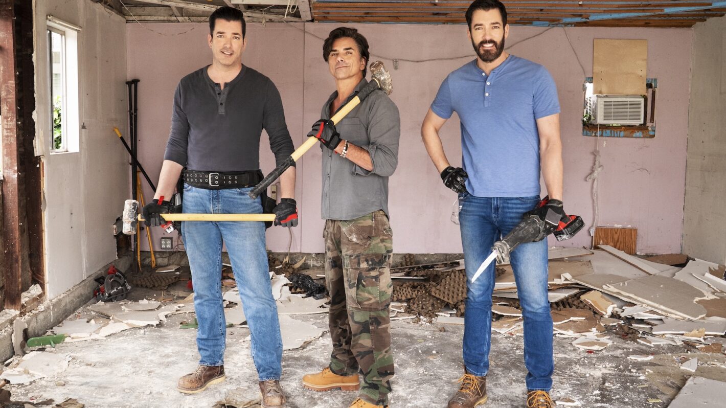 Drew & Jonathan Scott dish on John Stamos, 'bossy' Eva Longoria ...