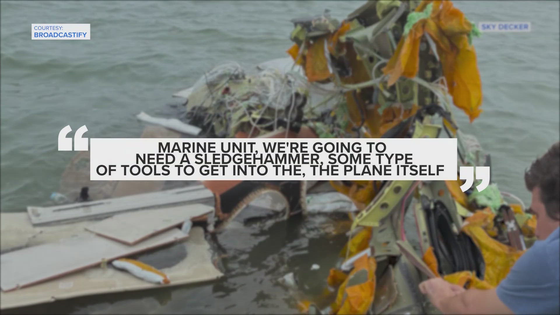 Galveston, Texas plane crash: Radio calls paint tragic picture during ...