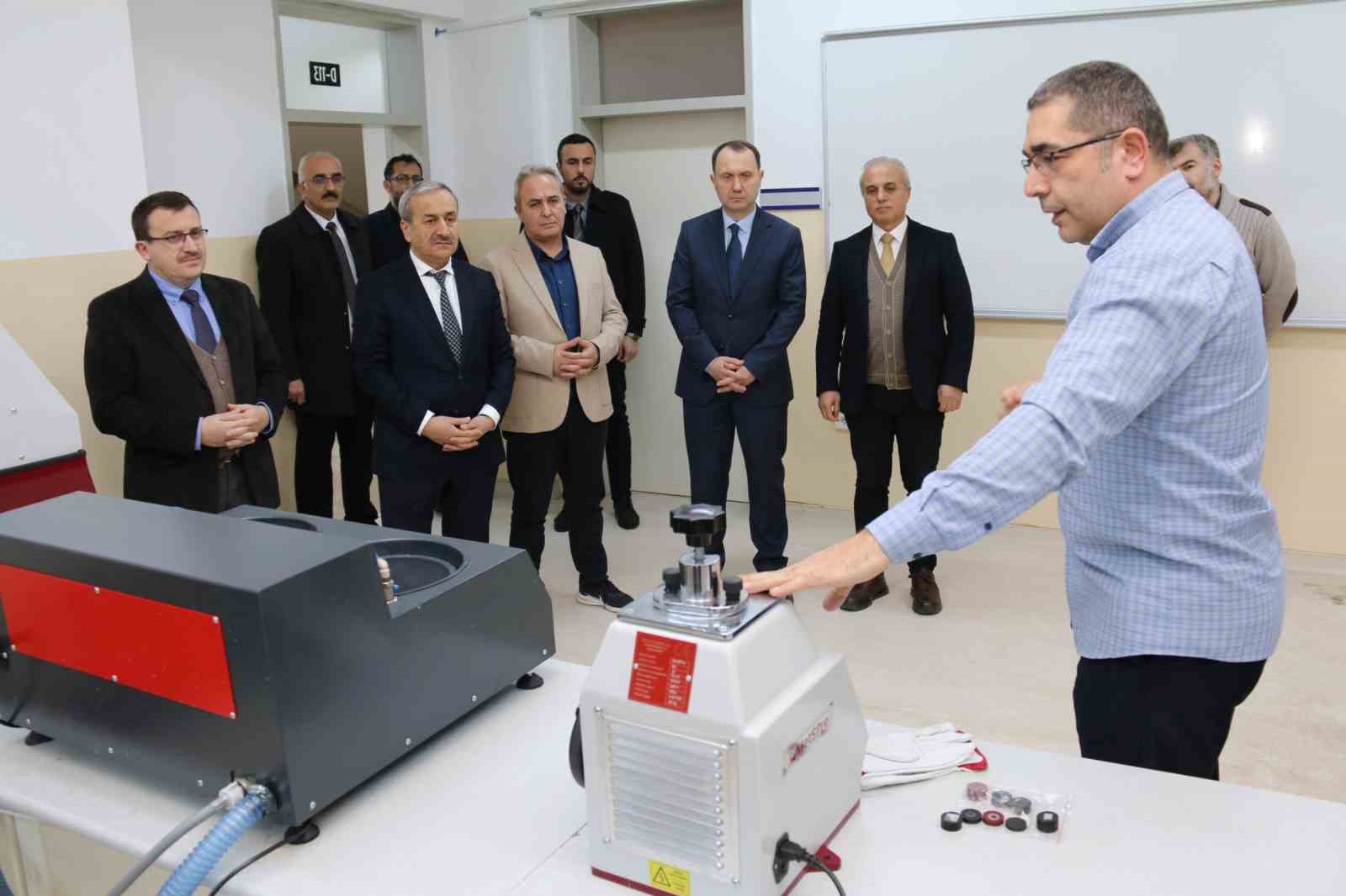 TOBB Teknik Bilimler MYO’ya eğitim ve sanayi odaklı ziyaret