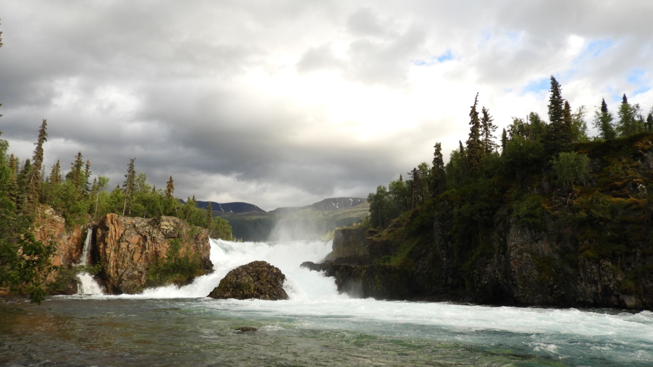 These 12 isolated American towns sound fake, but actually exist