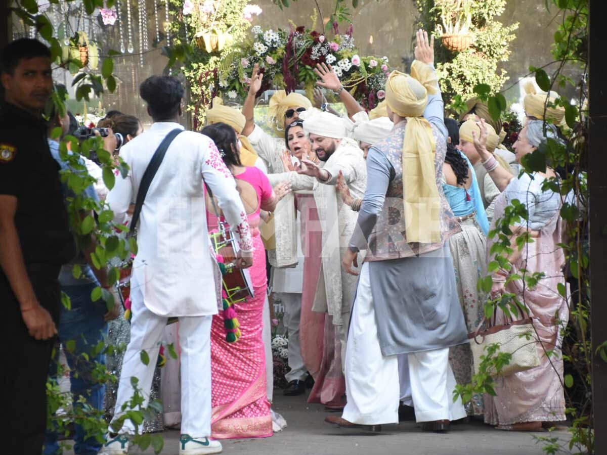 Photos: Hrithik Roshan, Pashmina Roshan and more attend cousin Eshaan ...