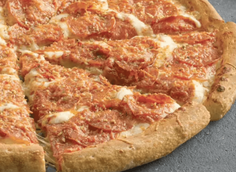 5 fast-food chains fans say have the best pepperoni pizza