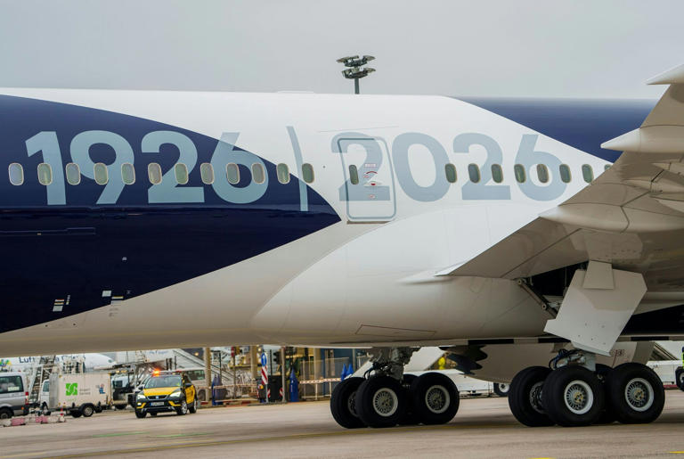 Fluggesellschaft: Lufthansa-Flugzeuge zum 100. Jubiläum mit ...