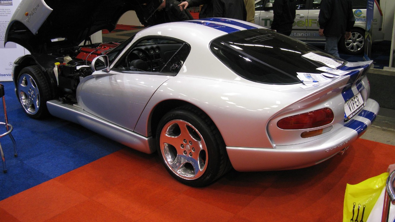 8 Dodge vehicles from the 1990s that became collector favorites