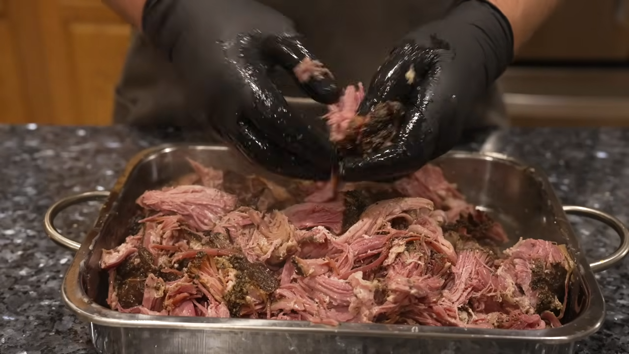 How to make pulled ham for sandwiches