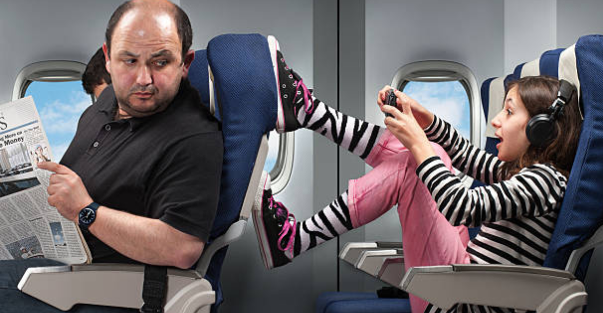 The unwritten rules of flying: How to win friends at 30,000 feet—or ...