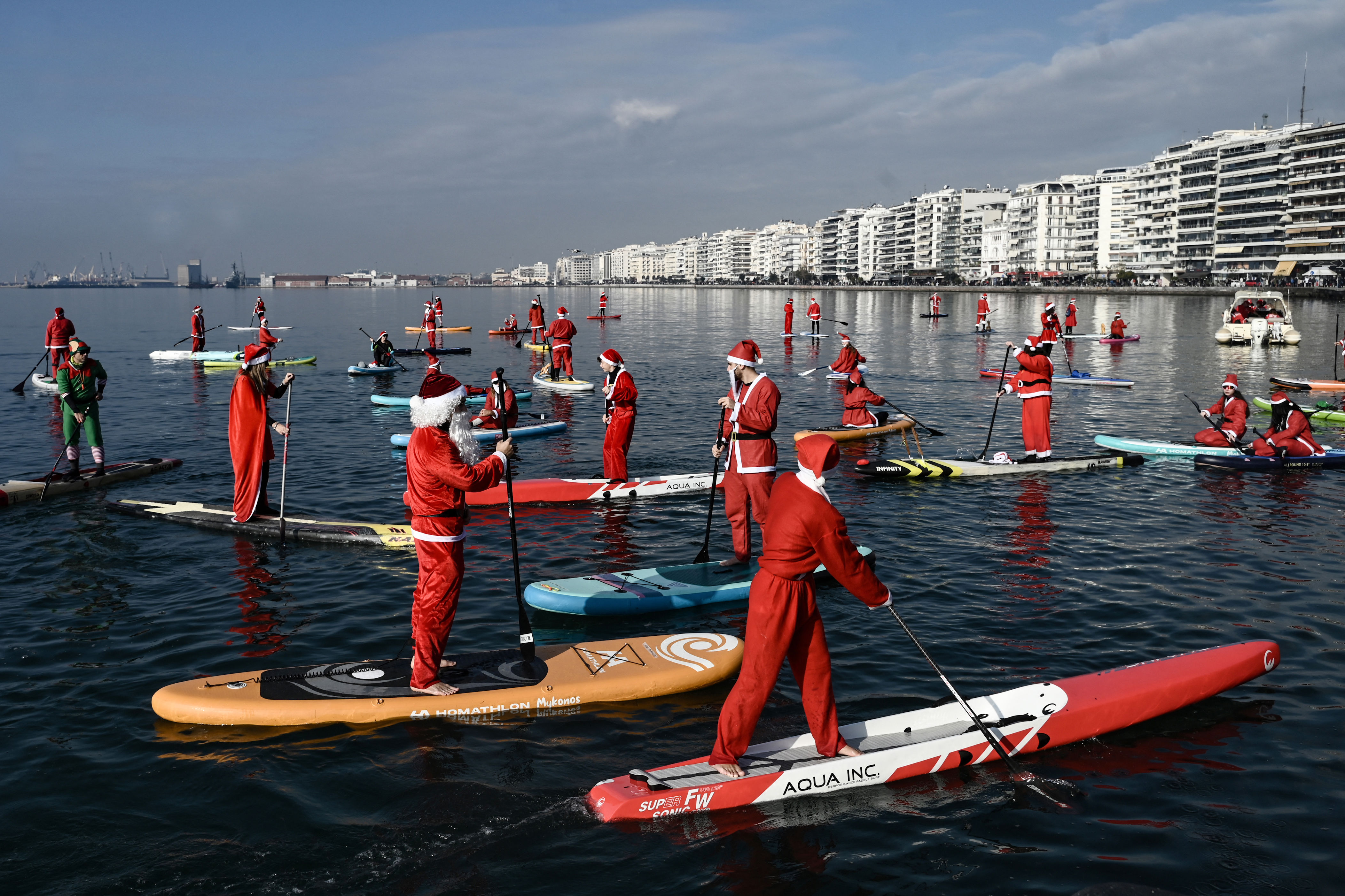 SnakeBytes 12/23: Christmas Eve Eve