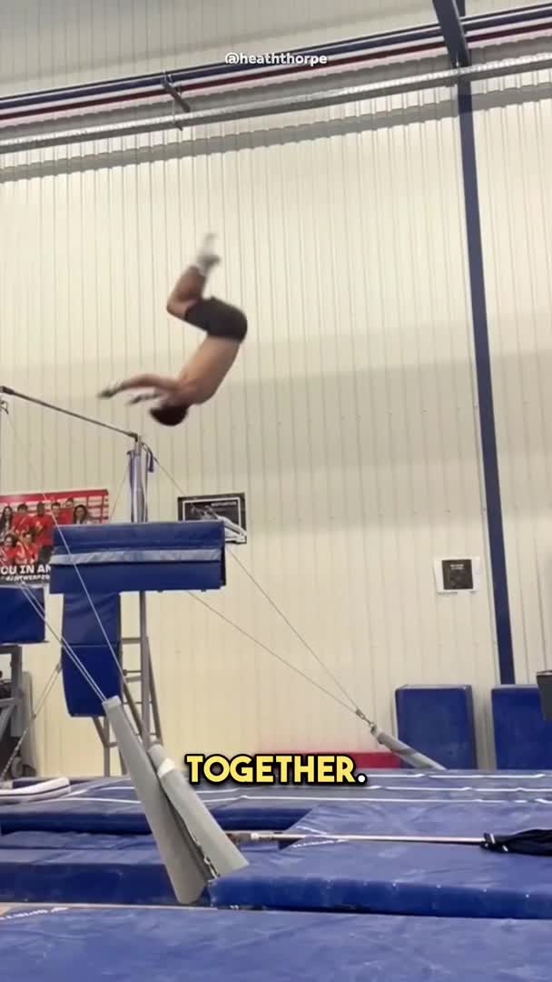 Very rare dismount... + What a talent 🤩