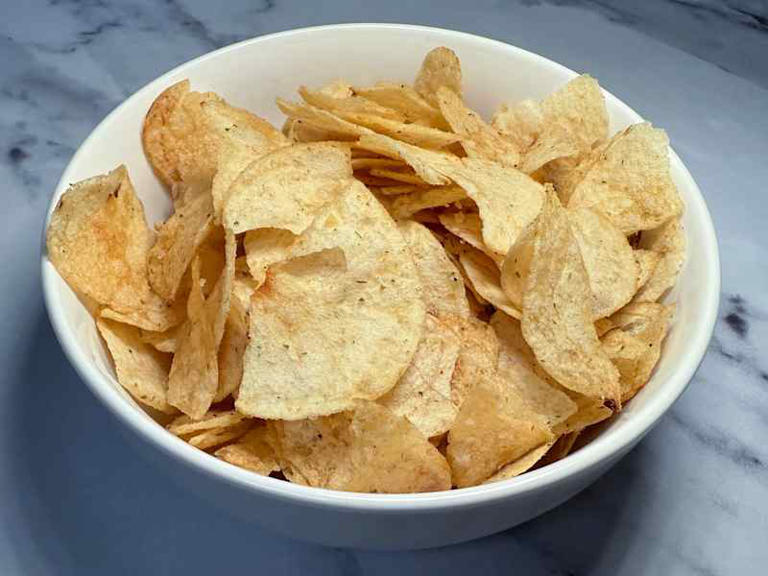 These crispy honey butter potato chips are so good, I was obsessed ...