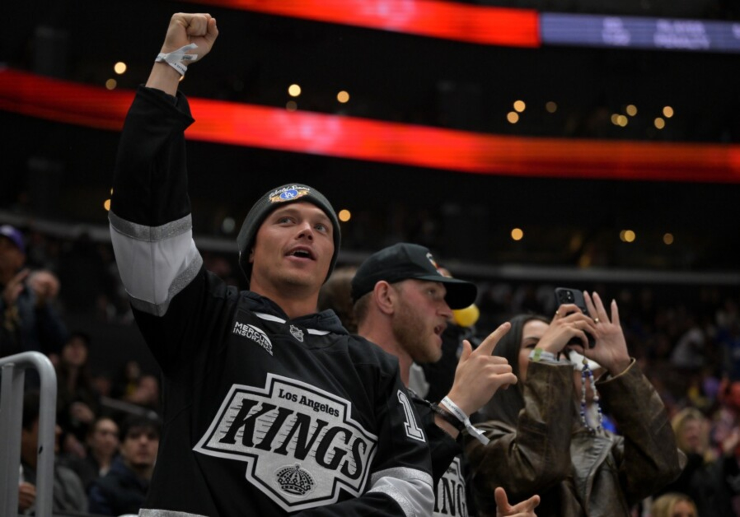 Alex Call 'soaking in' World Series celebration with Dodgers fans