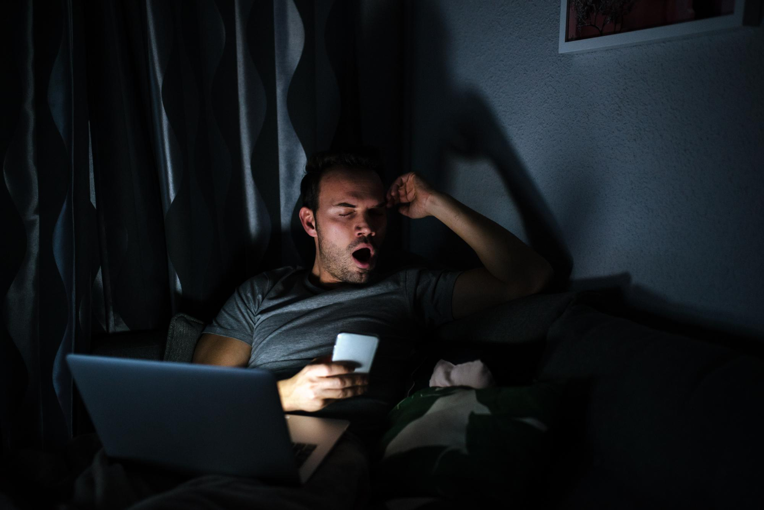 Stanford estudou pessoas que dormem tarde da noite por 8 anos: olha o ...