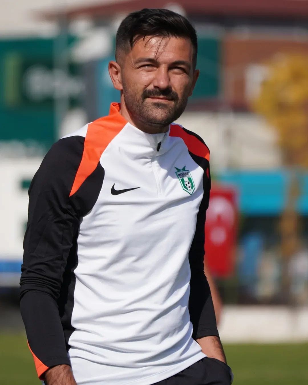 Manavgat Belediyespor, Mustafa Yüksel ile yollarını ayırdı