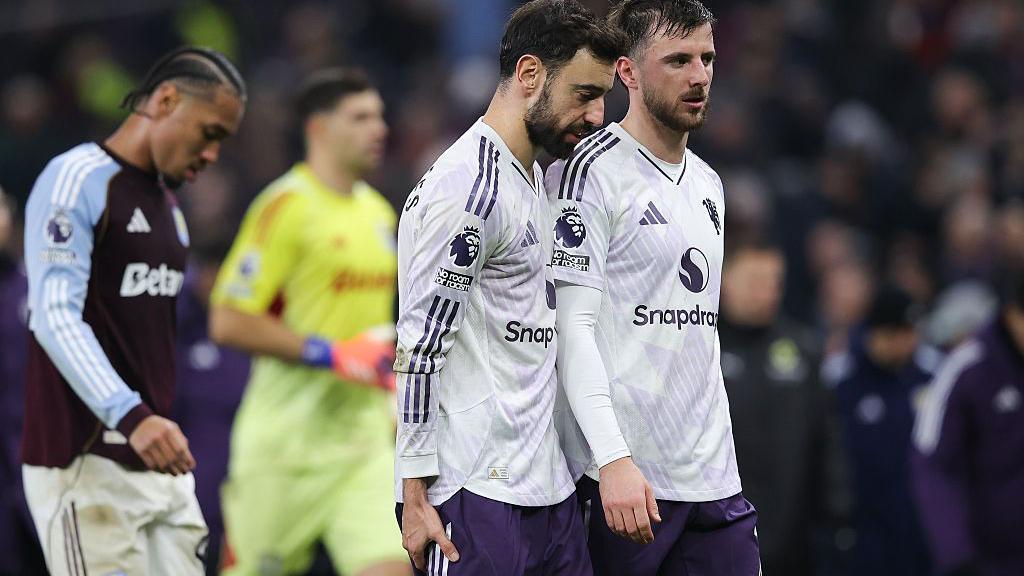 Fernandes injury 'sign to address midfield problem' in January