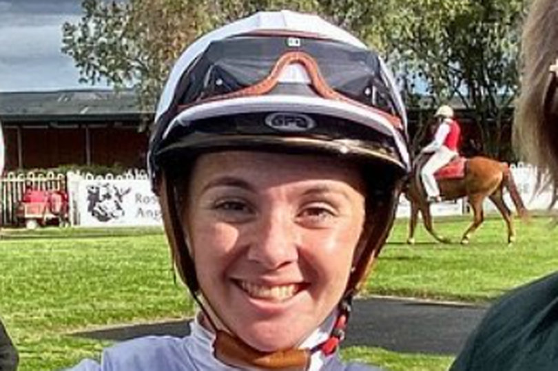 Jockey tragically dies in car crash as community left devastated
