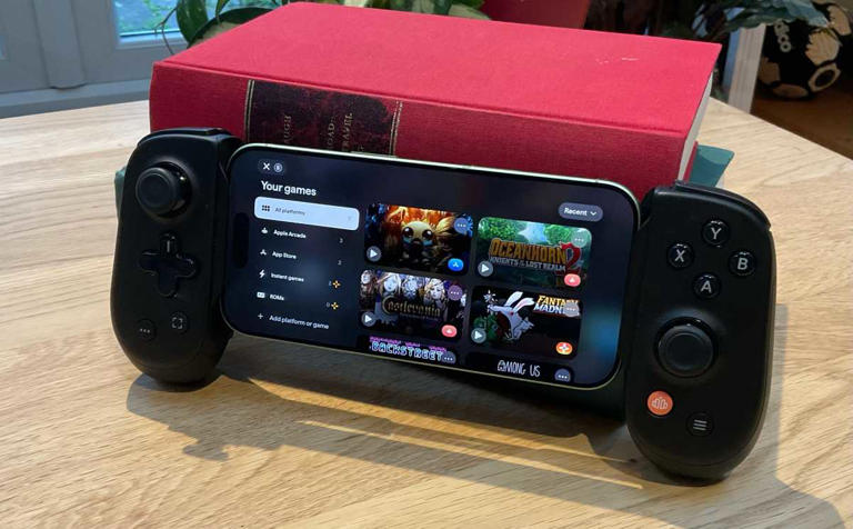 Backbone Pro review: A premium gamepad at a very premium price