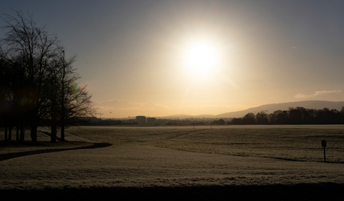 Frosty but dry Christmas set to give Santa 'favourable conditions' to ...