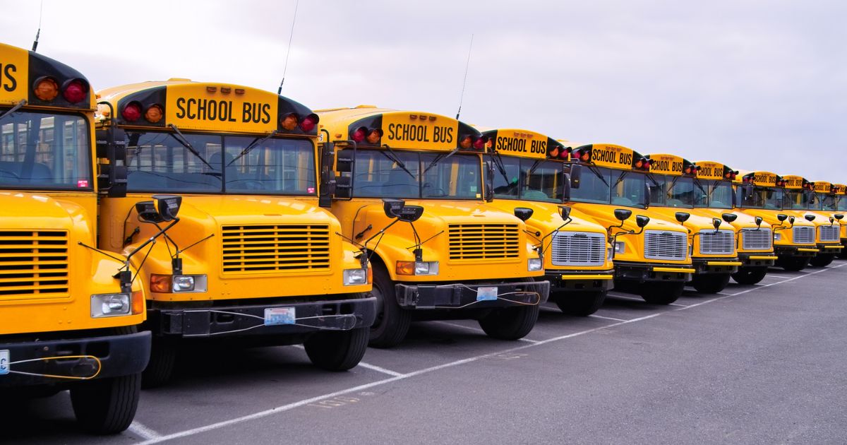 Heartbreaking interview: School bus driver fired for ‘English-only ...