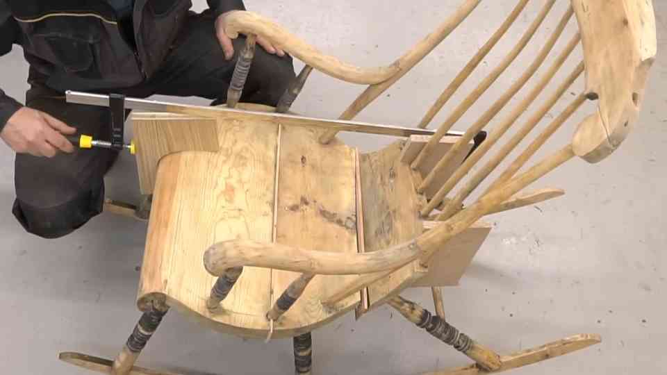 This is how a broken rocking chair can look brand new again